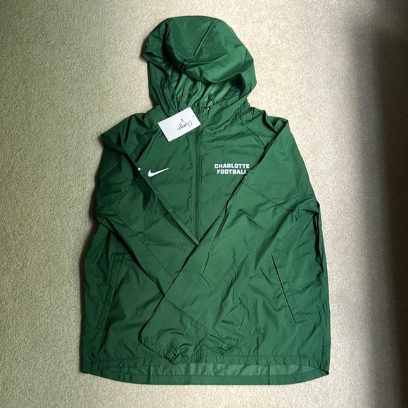 Nike | Jackets & Coats | Team Issued Unc Charlotte 49ers Nike Running ...